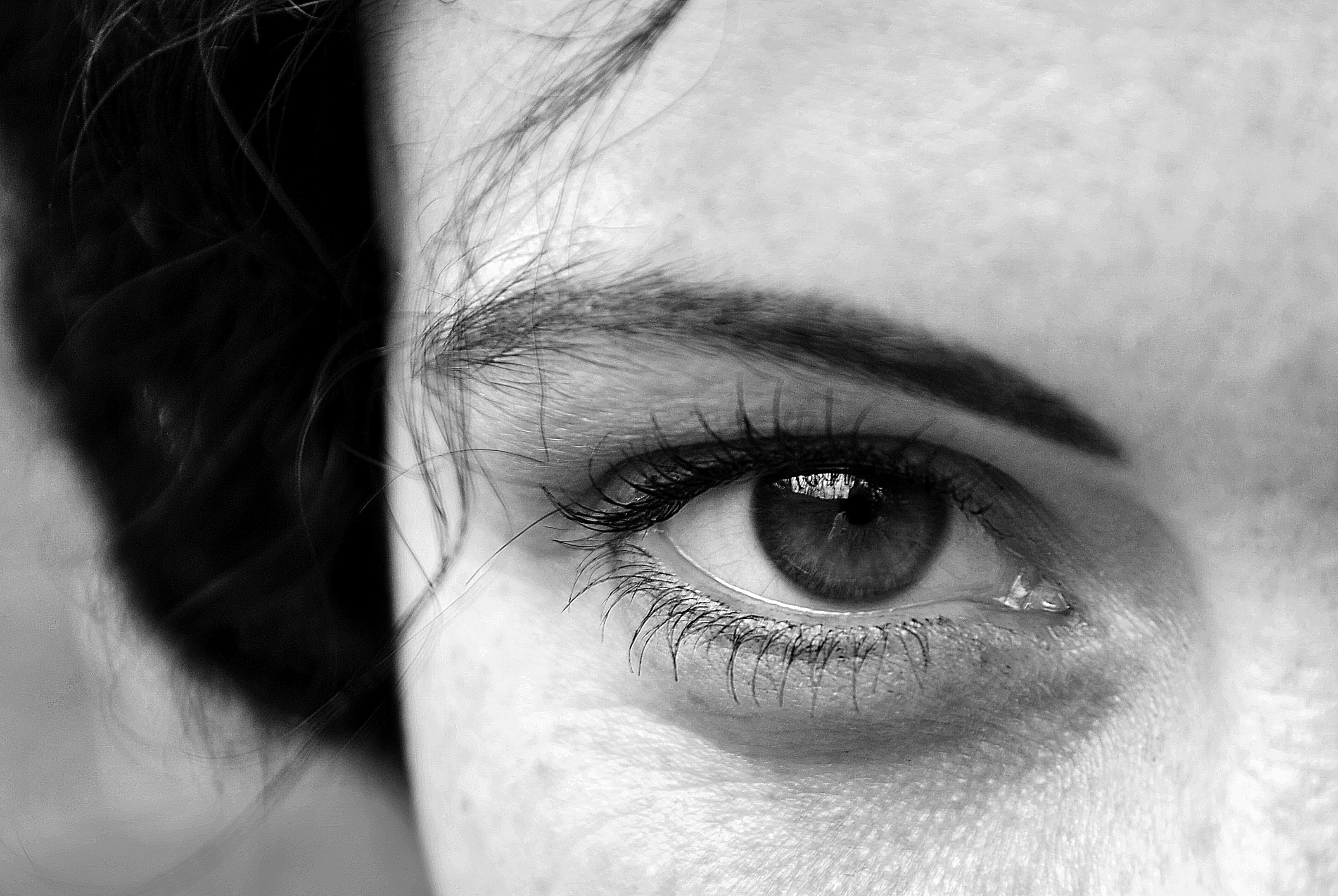 Pinpoint Pupils: Symptoms, Causes & Treatment