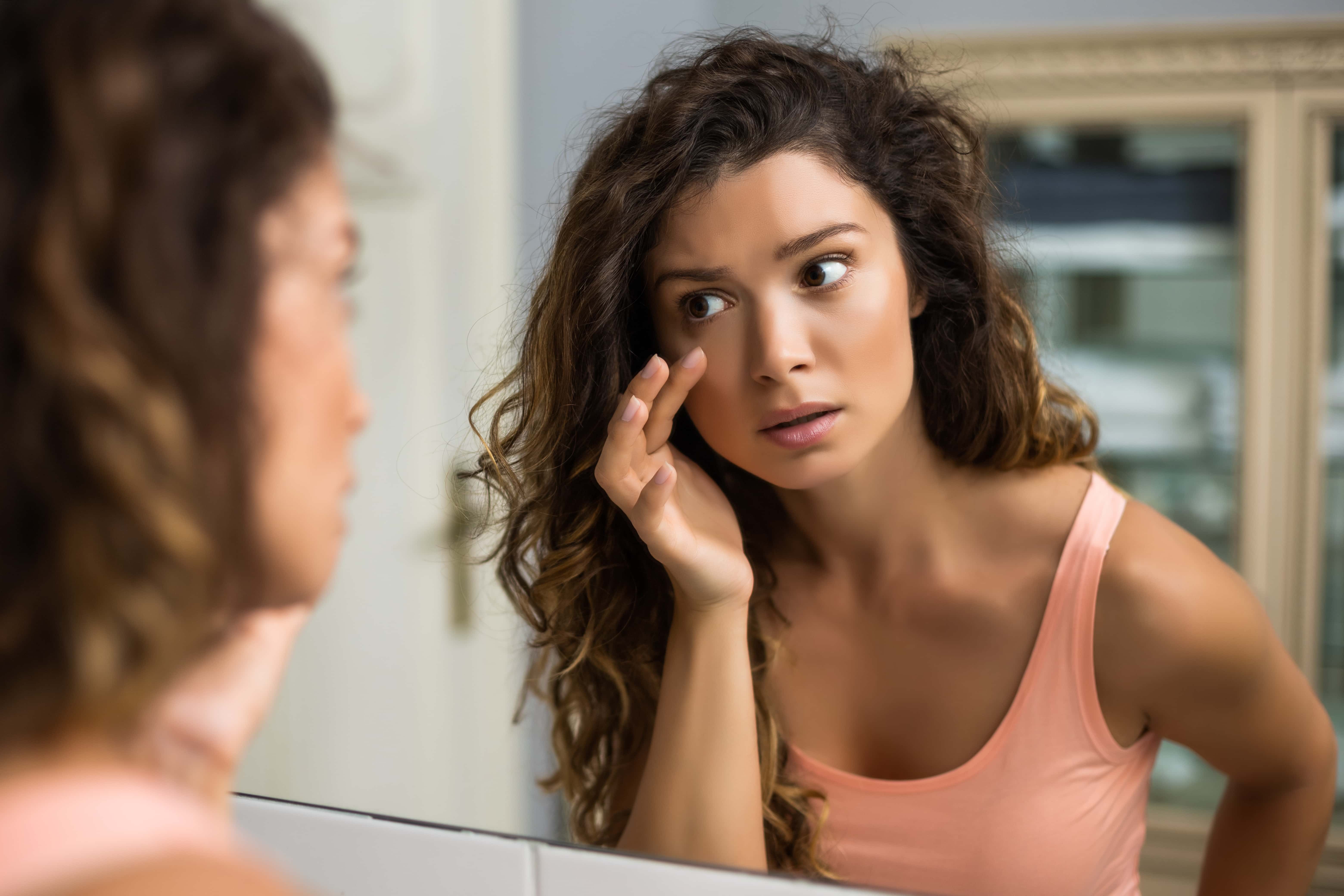 Eyeball Bubble: Types, Symptoms, and Medical Care